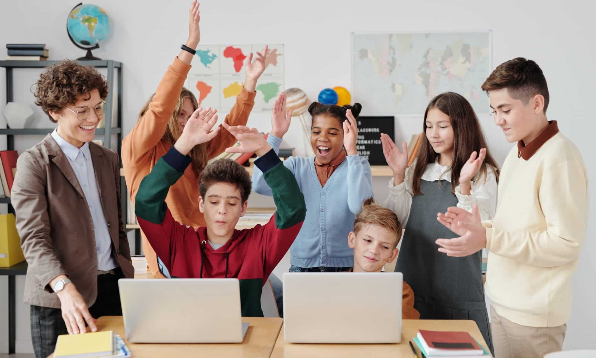 Sistema Saberes » Sistema Saberes | Plataforma Educativa para Colegios